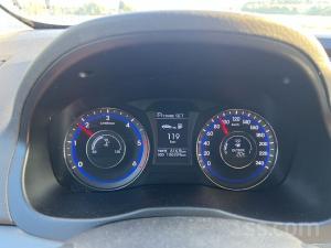 Balts Hyundai i40 2014 Rīga, ar dzinēja tilpumu 1.70 L un nobraukumu 136 tūkst. km par 6500 €, foto 23 vietnē AUTOMOTO.COM.LV