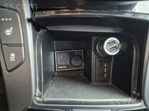 White Hyundai i40 2015 in Jelgava, with an engine capacity of 1.70 L and mileage of 207 thousand km for 6500 €, photo 12 on AUTOMOTO.COM.LV