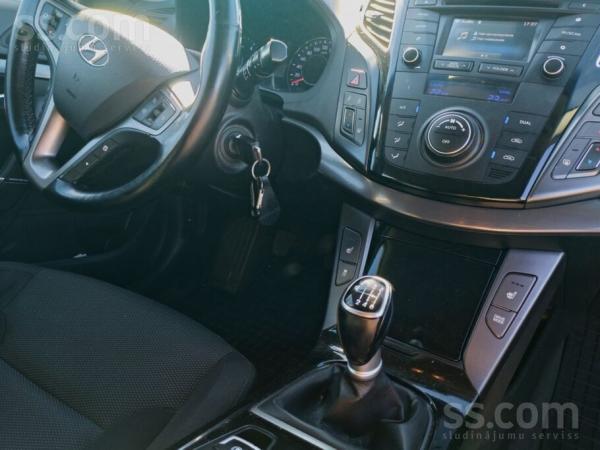 Balts Hyundai i40 2016 Rīga, ar dzinēja tilpumu 1.70 L un nobraukumu 248 tūkst. km par 5500 €, foto 6 vietnē AUTOMOTO.COM.LV