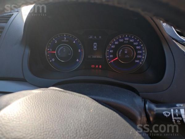 Balts Hyundai i40 2016 Rīga, ar dzinēja tilpumu 1.70 L un nobraukumu 248 tūkst. km par 5500 €, foto 7 vietnē AUTOMOTO.COM.LV