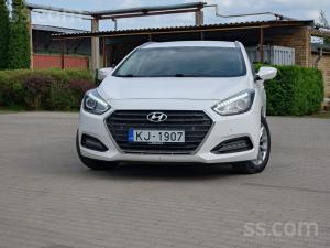 Balts Hyundai i40 2016 Rīga, ar dzinēja tilpumu 1.70 L un nobraukumu 249 tūkst. km par 5900 €, foto  vietnē AUTOMOTO.COM.LV