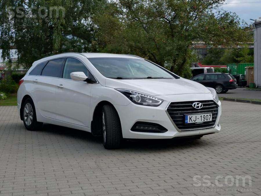 Balts Hyundai i40 2016 Rīga, ar dzinēja tilpumu 1.70 L un nobraukumu 249 tūkst. km par 5900 €, foto 4 vietnē AUTOMOTO.COM.LV