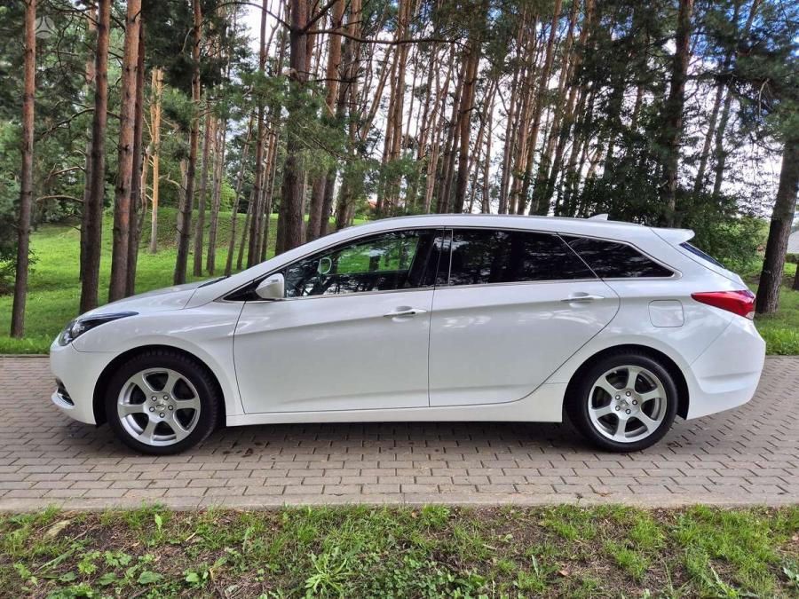 Balts Hyundai i40 2016 Utena, ar dzinēja tilpumu 1.69 L un nobraukumu 252 tūkst. km par 4990 €, foto 6 vietnē AUTOMOTO.COM.LV
