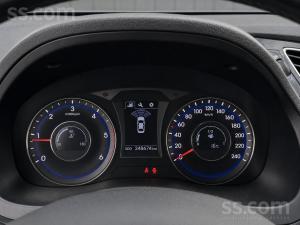 Balts Hyundai i40 2016 Rīga, ar dzinēja tilpumu 1.70 L un nobraukumu 241 tūkst. km par 4800 €, foto 19 vietnē AUTOMOTO.COM.LV