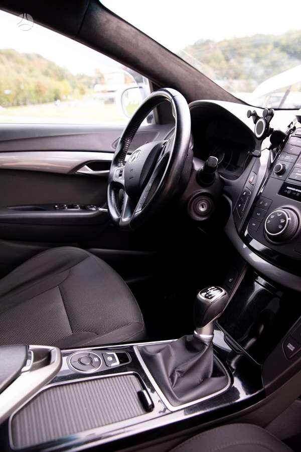 Белый Хендай и40 2016 в Каунас, объемом двигателя 1.59 л и пробегом 189 тыс. км за 7390 €, фото 9 на AUTOMOTO.COM.LV
