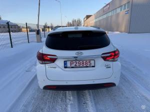 Balts Hyundai i40 2017 Marijampole, ar dzinēja tilpumu 1.69 L un nobraukumu 302 tūkst. km par 5750 €, foto 6 vietnē AUTOMOTO.COM.LV