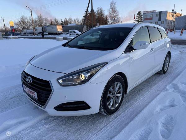 Balts Hyundai i40 2017 Marijampole, ar dzinēja tilpumu 1.69 L un nobraukumu 305 tūkst. km par 5350 €, foto  vietnē AUTOMOTO.COM.LV