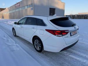 Balts Hyundai i40 2017 Marijampole, ar dzinēja tilpumu 1.69 L un nobraukumu 305 tūkst. km par 5350 €, foto 4 vietnē AUTOMOTO.COM.LV