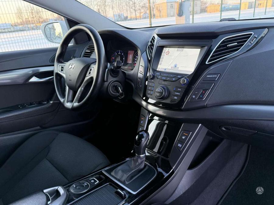 Balts Hyundai i40 2017 Marijampole, ar dzinēja tilpumu 1.69 L un nobraukumu 305 tūkst. km par 5350 €, foto 11 vietnē AUTOMOTO.COM.LV