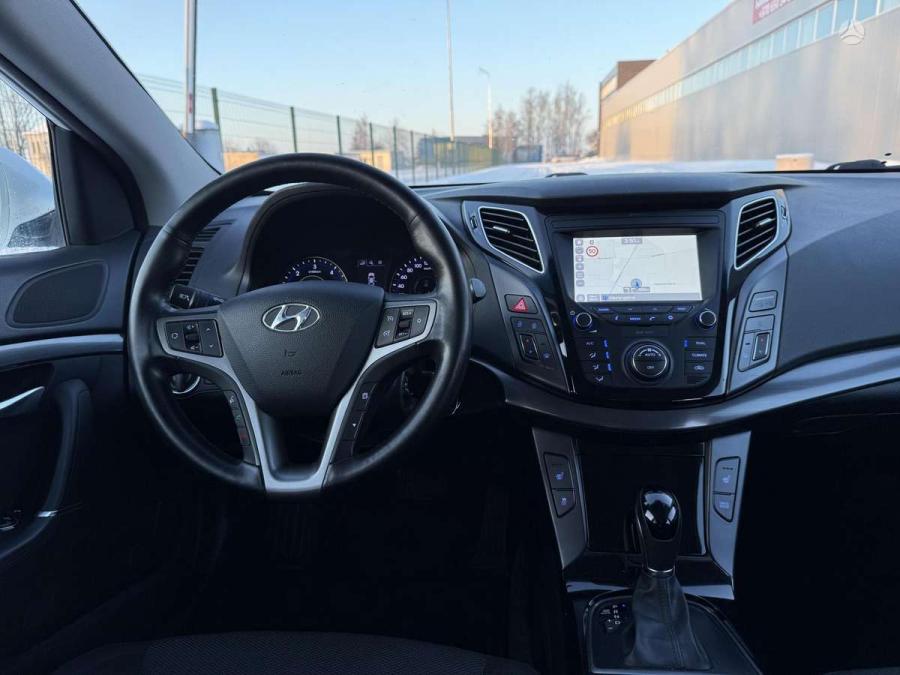 Balts Hyundai i40 2017 Marijampole, ar dzinēja tilpumu 1.69 L un nobraukumu 305 tūkst. km par 5350 €, foto 13 vietnē AUTOMOTO.COM.LV