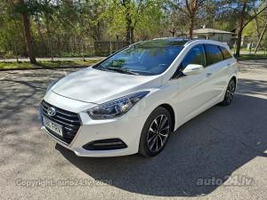 Balts Hyundai i40 2017 Tallina, ar dzinēja tilpumu 1.70 L un nobraukumu 123 tūkst. km par 9990 €, foto  vietnē AUTOMOTO.COM.LV
