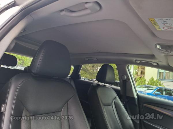 White Hyundai i40 2017 in Tallinn, with an engine capacity of 1.70 L and mileage of 123 thousand km for 9990 €, photo 10 on AUTOMOTO.COM.LV