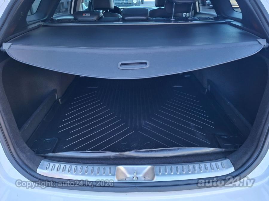 White Hyundai i40 2017 in Tallinn, with an engine capacity of 1.70 L and mileage of 123 thousand km for 9990 €, photo 22 on AUTOMOTO.COM.LV