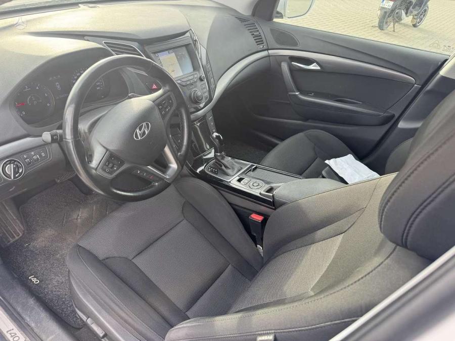 Balts Hyundai i40 2017 Tauragė, ar dzinēja tilpumu 1.69 L un nobraukumu 262 tūkst. km par 6500 €, foto 7 vietnē AUTOMOTO.COM.LV