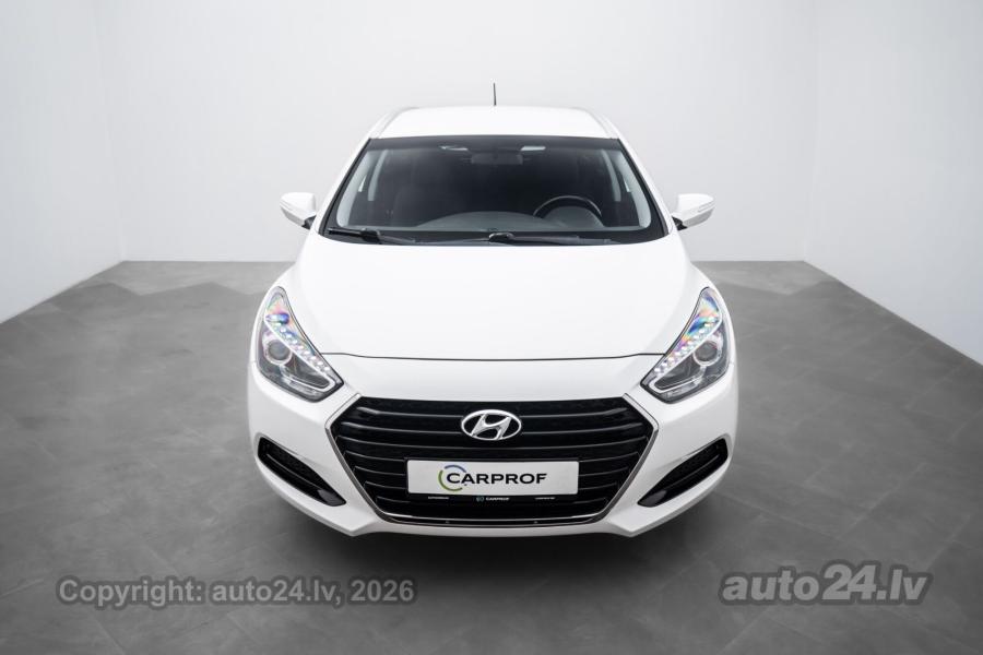 Balts Hyundai i40 2018 Tallina, ar dzinēja tilpumu 1.60 L un nobraukumu 161 tūkst. km par 8999 €, foto 3 vietnē AUTOMOTO.COM.LV