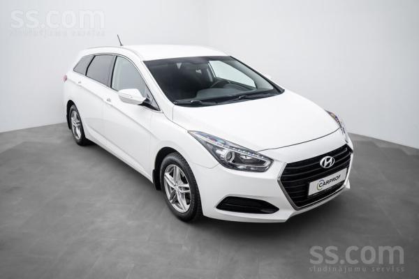 White Hyundai i40 2018 in Riga, with an engine capacity of 1.60 L and mileage of 161 thousand km for 8499 €, photo 3 on AUTOMOTO.COM.LV