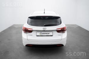White Hyundai i40 2018 in Riga, with an engine capacity of 1.60 L and mileage of 161 thousand km for 8499 €, photo 6 on AUTOMOTO.COM.LV