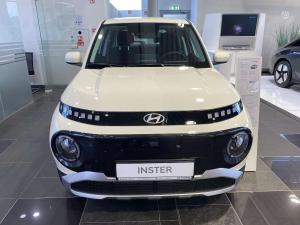 White Hyundai Inster 2026 in Vilnius, with an engine capacity of 0.00 L and mileage of 0 thousand km for 26299 €, photo 4 on AUTOMOTO.COM.LV
