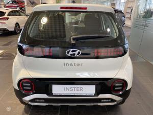 White Hyundai Inster 2026 in Vilnius, with an engine capacity of 0.00 L and mileage of 0 thousand km for 26299 €, photo 6 on AUTOMOTO.COM.LV