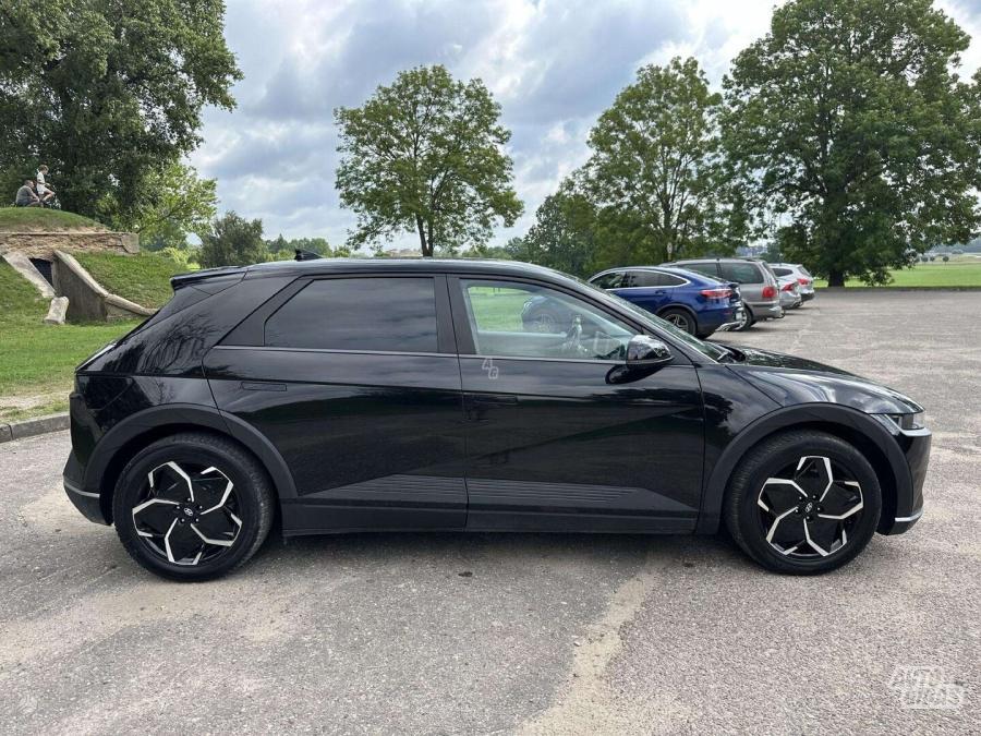 Melns Hyundai Ioniq 5 2022 Kauņa, ar dzinēja tilpumu 0.00 L un nobraukumu 32 tūkst. km par 24800 €, foto 4 vietnē AUTOMOTO.COM.LV