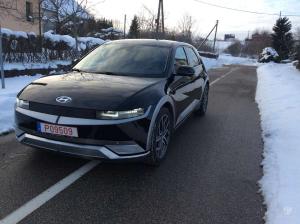 Black Hyundai Ioniq 5 2022 in Telschi, with an engine capacity of 0.00 L and mileage of 38 thousand km for 28499 €, photo  on AUTOMOTO.COM.LV