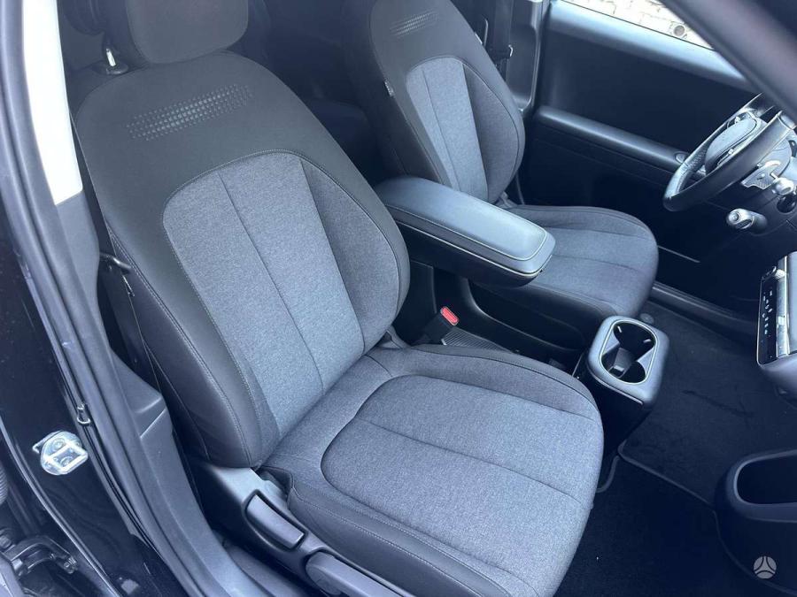 Melns Hyundai Ioniq 5 2022 Kauņa, ar dzinēja tilpumu 0.00 L un nobraukumu 32 tūkst. km par 24800 €, foto 14 vietnē AUTOMOTO.COM.LV