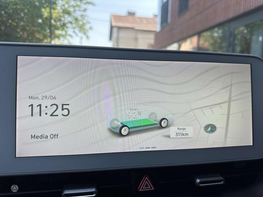 Melns Hyundai Ioniq 5 2022 Kauņa, ar dzinēja tilpumu 0.00 L un nobraukumu 32 tūkst. km par 24800 €, foto 21 vietnē AUTOMOTO.COM.LV