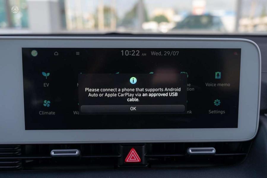 Black Hyundai Ioniq 5 2022 in Vilnius, with an engine capacity of 0.00 L and mileage of 71 thousand km for 25500 €, photo 22 on AUTOMOTO.COM.LV