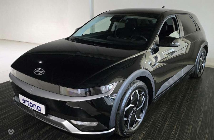 Melns Hyundai Ioniq 5 2023 Šauļi, ar dzinēja tilpumu 0.00 L un nobraukumu 83 tūkst. km par 27800 €, foto 3 vietnē AUTOMOTO.COM.LV