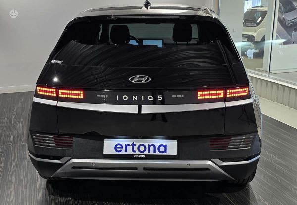Черный Хендай Ioniq 5 2023 в Шяуляй, объемом двигателя 0.00 л и пробегом 83 тыс. км за 27800 €, фото 9 на AUTOMOTO.COM.LV