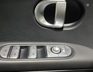 Melns Hyundai Ioniq 5 2023 Šauļi, ar dzinēja tilpumu 0.00 L un nobraukumu 83 tūkst. km par 27800 €, foto 14 vietnē AUTOMOTO.COM.LV