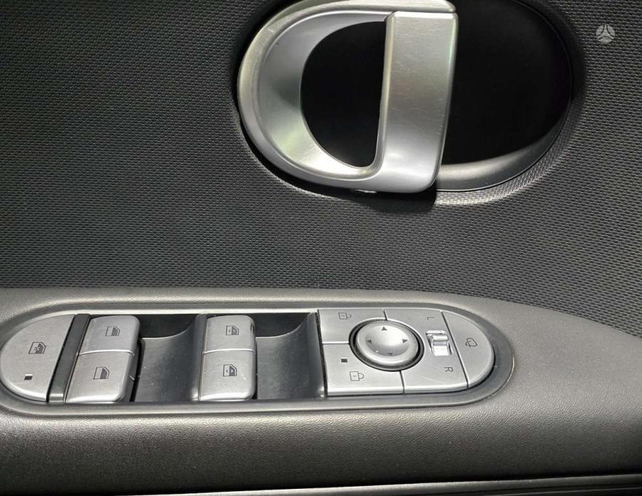 Melns Hyundai Ioniq 5 2023 Šauļi, ar dzinēja tilpumu 0.00 L un nobraukumu 83 tūkst. km par 27800 €, foto 14 vietnē AUTOMOTO.COM.LV