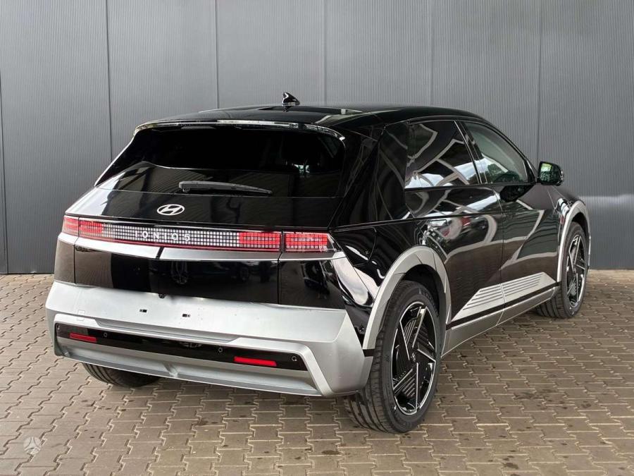 Черный Хендай Ioniq 5 2025 в Вильнюс, объемом двигателя 0.00 л и пробегом 0 тыс. км за 47190 €, фото 3 на AUTOMOTO.COM.LV