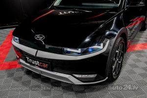Black Hyundai Ioniq 5 2021 in Parnu, with an engine capacity of 0.00 L and mileage of 276 thousand km for 19999 €, photo 7 on AUTOMOTO.COM.LV