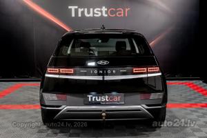 Black Hyundai Ioniq 5 2021 in Parnu, with an engine capacity of 0.00 L and mileage of 276 thousand km for 19999 €, photo 13 on AUTOMOTO.COM.LV