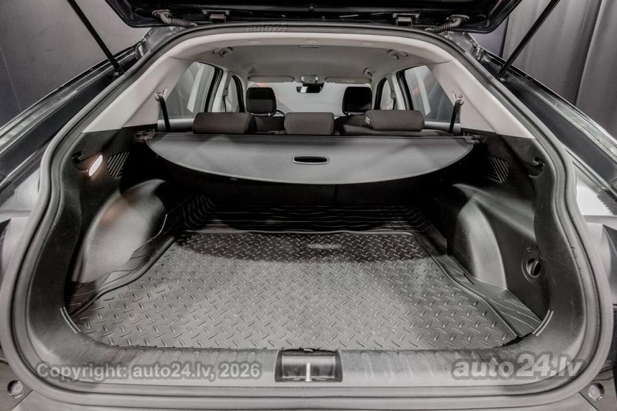 Black Hyundai Ioniq 5 2021 in Parnu, with an engine capacity of 0.00 L and mileage of 276 thousand km for 19999 €, photo 24 on AUTOMOTO.COM.LV