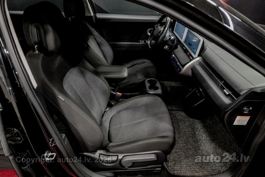 Black Hyundai Ioniq 5 2021 in Parnu, with an engine capacity of 0.00 L and mileage of 276 thousand km for 19999 €, photo 27 on AUTOMOTO.COM.LV