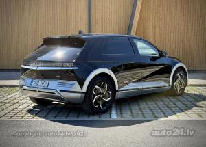 Melns Hyundai Ioniq 5 2021 Tallina, ar dzinēja tilpumu 0.00 L un nobraukumu 66 tūkst. km par 33500 €, foto 4 vietnē AUTOMOTO.COM.LV