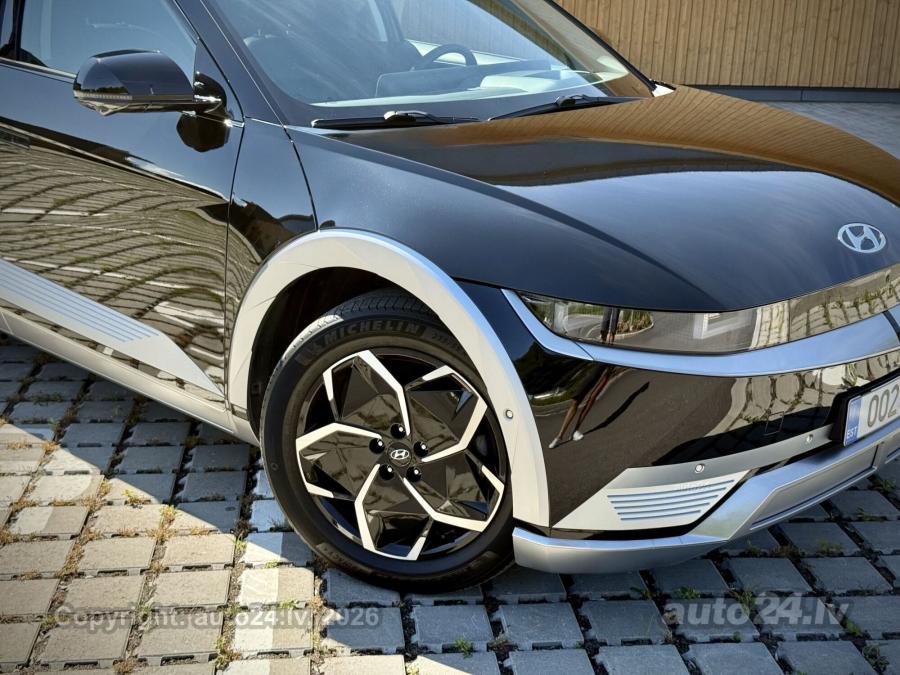 Melns Hyundai Ioniq 5 2021 Tallina, ar dzinēja tilpumu 0.00 L un nobraukumu 66 tūkst. km par 33500 €, foto 10 vietnē AUTOMOTO.COM.LV