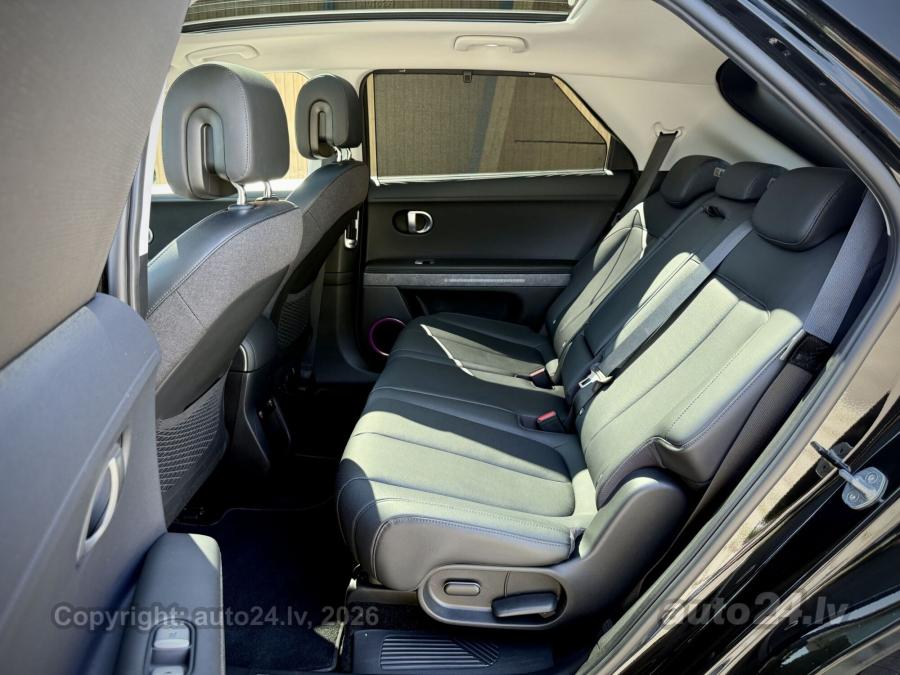 Melns Hyundai Ioniq 5 2021 Tallina, ar dzinēja tilpumu 0.00 L un nobraukumu 66 tūkst. km par 33500 €, foto 13 vietnē AUTOMOTO.COM.LV