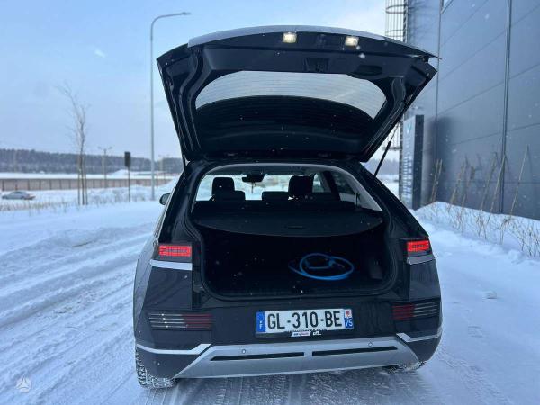 Melns Hyundai Ioniq 5 2022 Viļņa, ar dzinēja tilpumu 0.00 L un nobraukumu 112 tūkst. km par 21500 €, foto 5 vietnē AUTOMOTO.COM.LV