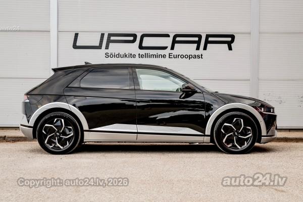 Melns Hyundai Ioniq 5 2022 Pērnava, ar dzinēja tilpumu 0.00 L un nobraukumu 49 tūkst. km par 31900 €, foto 4 vietnē AUTOMOTO.COM.LV