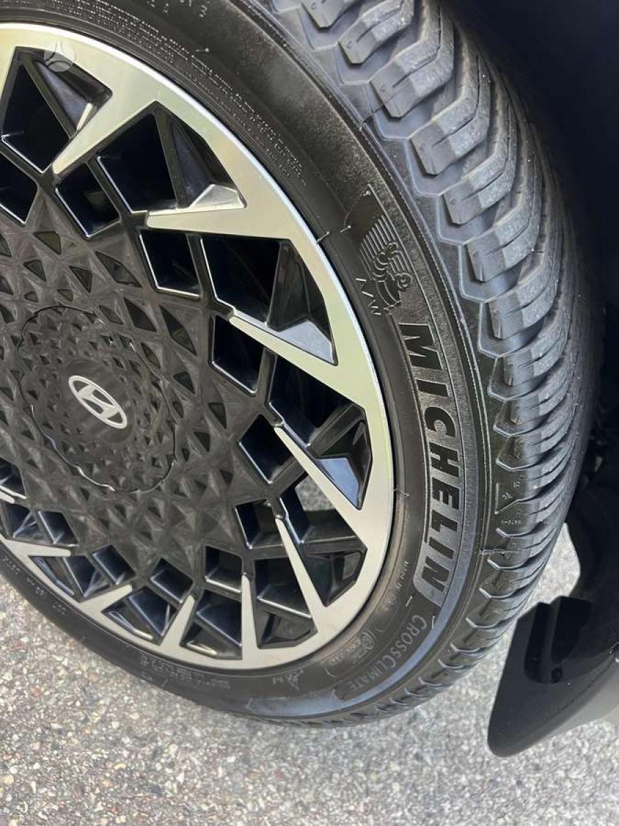 Melns Hyundai Ioniq 5 2023 Kauņa, ar dzinēja tilpumu 0.00 L un nobraukumu 81 tūkst. km par 29000 €, foto 9 vietnē AUTOMOTO.COM.LV