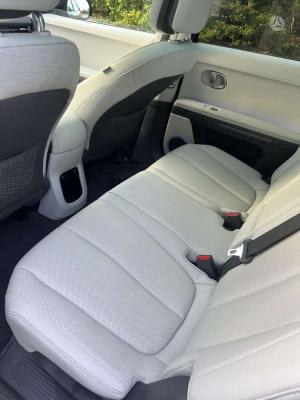 Melns Hyundai Ioniq 5 2023 Kauņa, ar dzinēja tilpumu 0.00 L un nobraukumu 81 tūkst. km par 29000 €, foto 10 vietnē AUTOMOTO.COM.LV
