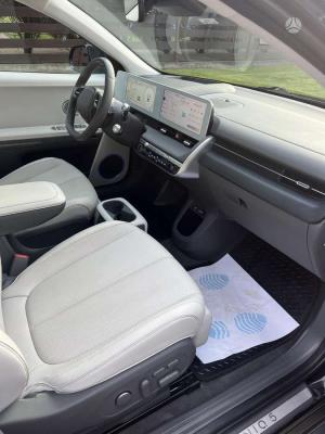 Melns Hyundai Ioniq 5 2023 Kauņa, ar dzinēja tilpumu 0.00 L un nobraukumu 81 tūkst. km par 29000 €, foto 14 vietnē AUTOMOTO.COM.LV