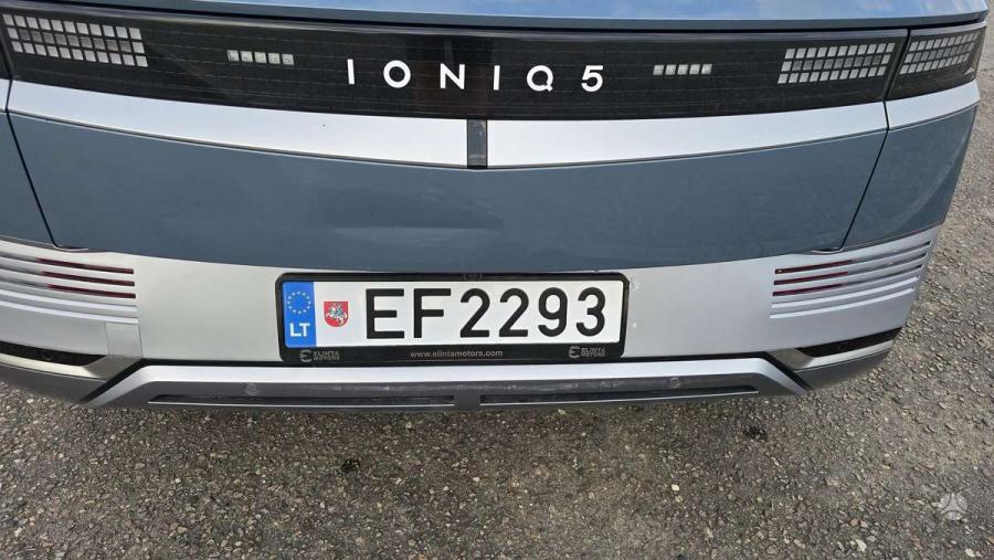 Blue Hyundai Ioniq 5 2023 in Kaunas, with an engine capacity of 0.00 L and mileage of 109 thousand km for 21500 €, photo 5 on AUTOMOTO.COM.LV