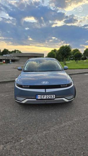 Blue Hyundai Ioniq 5 2023 in Kaunas, with an engine capacity of 0.00 L and mileage of 109 thousand km for 21500 €, photo 9 on AUTOMOTO.COM.LV