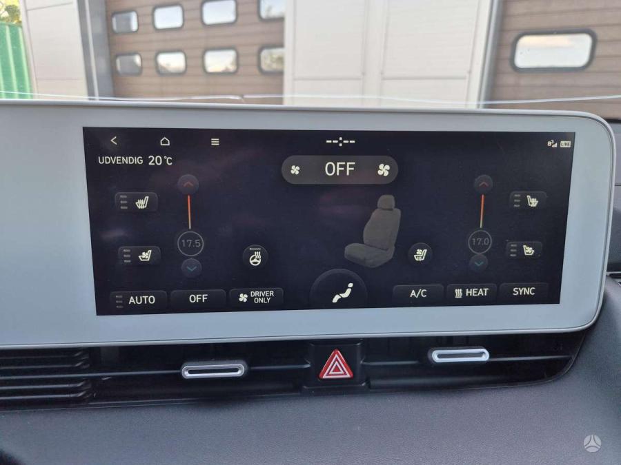 Zils Hyundai Ioniq 5 2024 Mažeikiai, ar dzinēja tilpumu 0.00 L un nobraukumu 81 tūkst. km par 21900 €, foto 17 vietnē AUTOMOTO.COM.LV