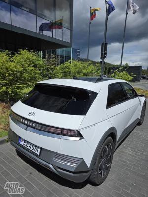 Hyundai Ioniq 5 2023 Viļņa, ar dzinēja tilpumu 0.00 L un nobraukumu 61 tūkst. km par 29999 €, foto 6 vietnē AUTOMOTO.COM.LV