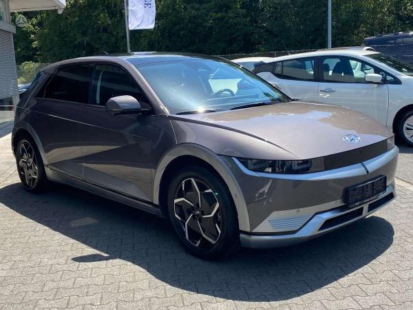 Зеленый Хендай Ioniq 5 2022 в Рига, объемом двигателя 0.00 л и пробегом 149 тыс. км за 27700 €, фото 1 на AUTOMOTO.COM.LV